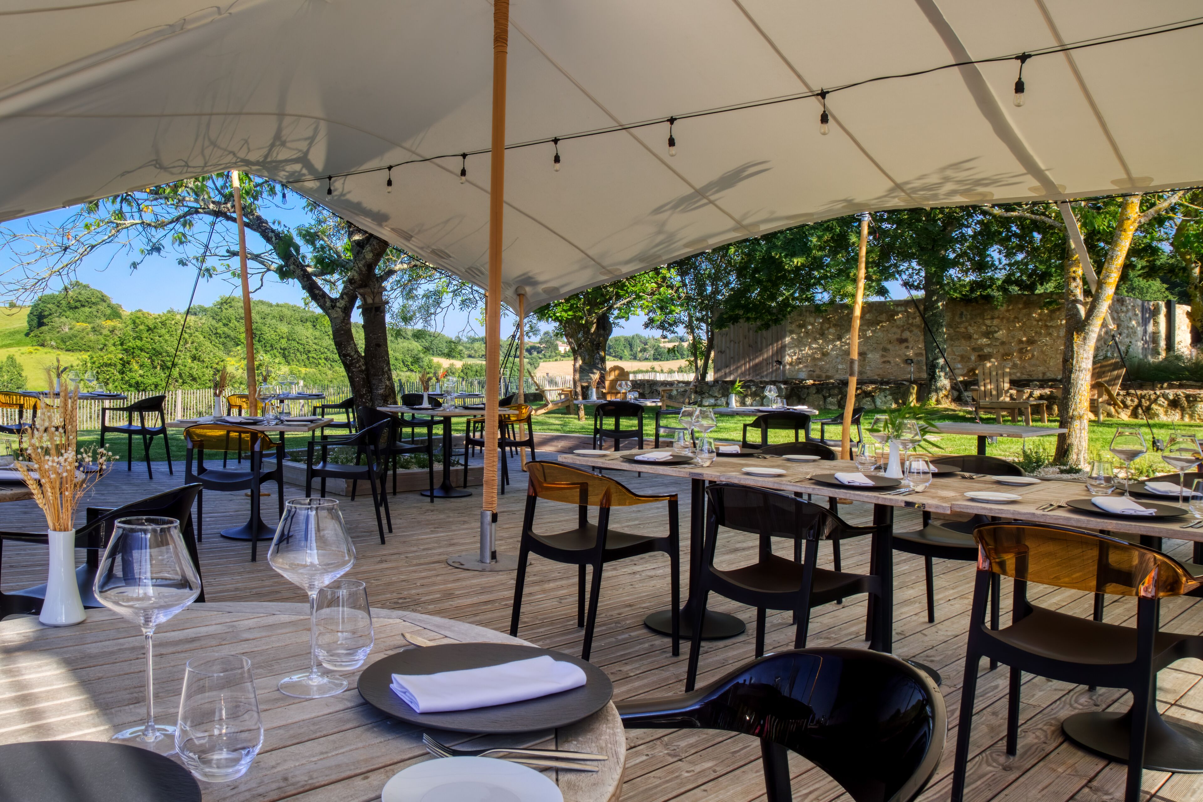 Jantares servidos, cozinha local 