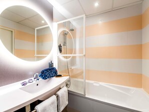 Quartos insonorizados, berços/camas para crianças grátis, Wi-fi grátis 