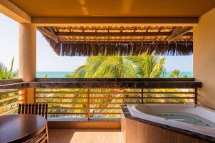 Loft, banheira de hidromassagem grande | Vista do quarto