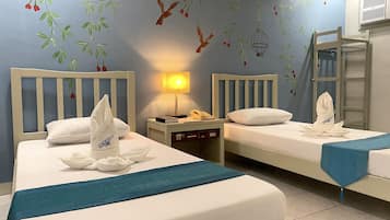 Quarto luxo | Cofres nos quartos, individualmente mobiliados, escrivaninha
