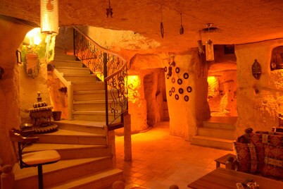 Zeynep Hanim Konagi - Special Class