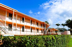 Fachada da propriedade