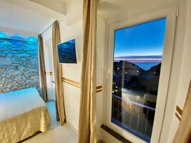 Quarto Panorâmico, ar condicionado, vista para o mar | Roupa hipoalergénica, edredões de penas, camas de colchão pillowtop 