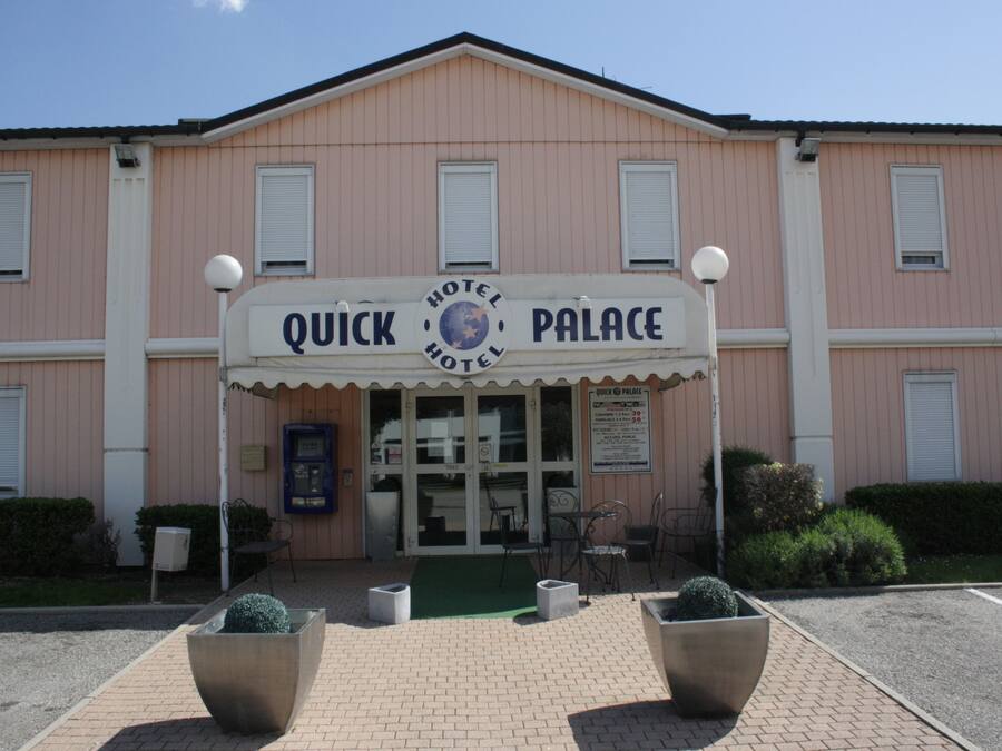 Entrada do alojamento