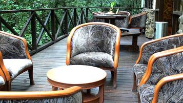 Pequenos-almoços, almoços e jantares servidos