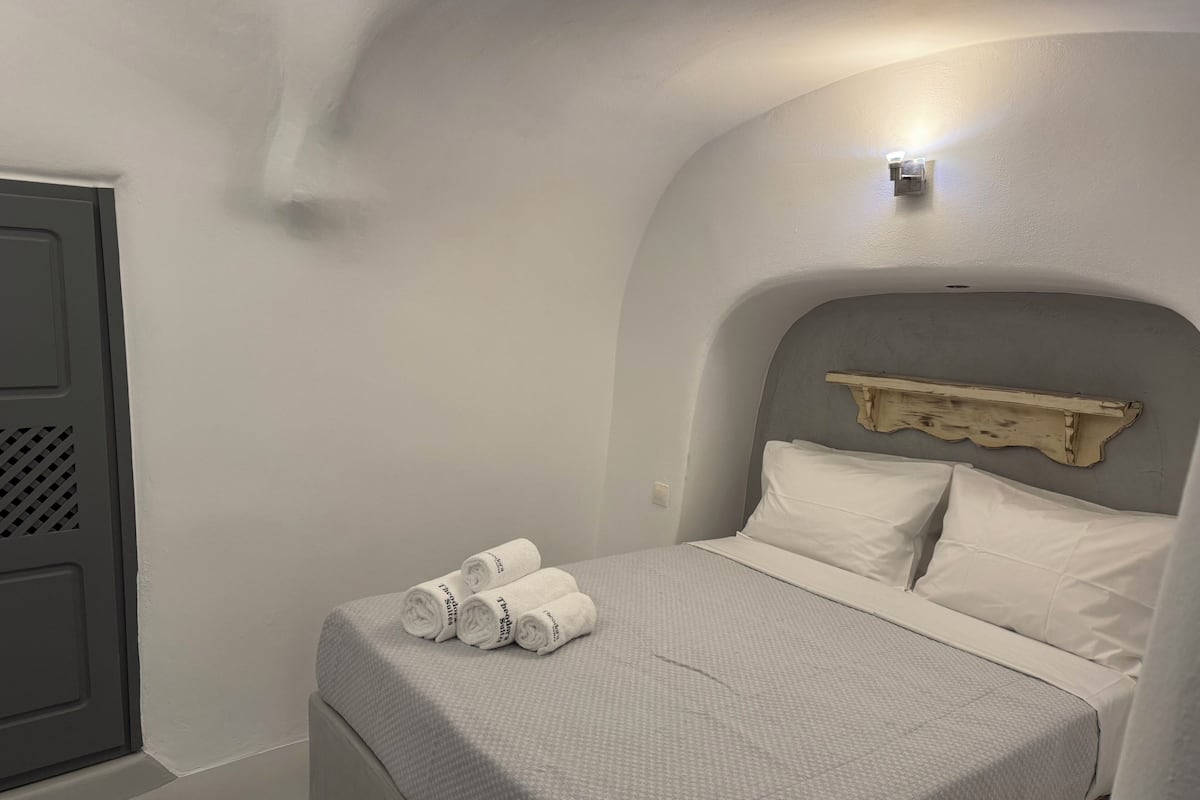 Grande Suite with Hot Tub & Sunset View | Cofres nos quartos, quartos à prova de som