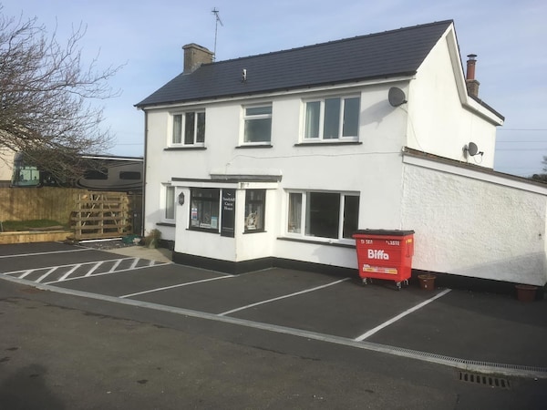 Sandyhill Guest House - Pembrokeshire