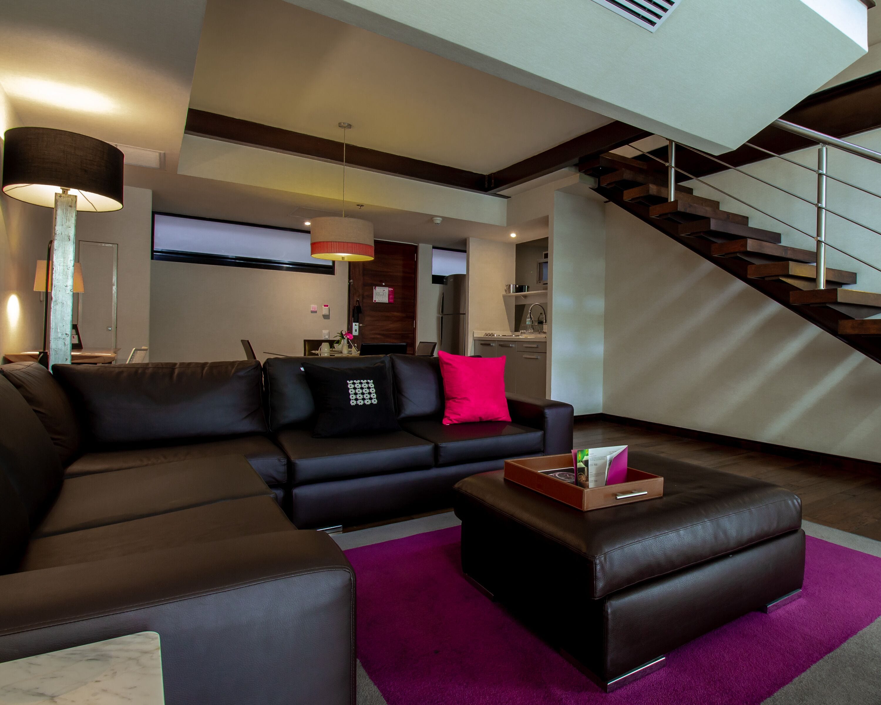 Top Suite, 2 Floors | Roupa de alta qualidade, cofre no quarto, com decoração personalizada 