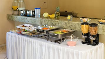 Pequeno-almoço continental diário incluído