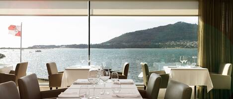 Pequenos-almoços, almoços, jantares servidos, cozinha portuguesa