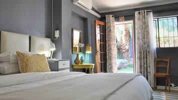 Quarto Duplo ou Twin Standard, 1 quarto, casa de banho privativa, vista para o jardim | 1 quarto, lençóis de algodão egípcio, roupa de alta qualidade