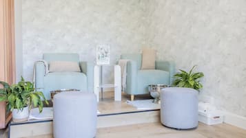Sala(s) para tratamentos a casais, tratamentos corporais, aromaterapia