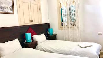 Quarto econômico | Roupas de cama de algodão egípcio, camas com colchões pillow-top