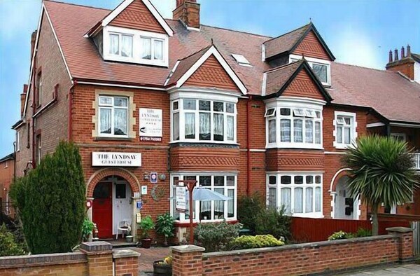 Lyndsay Guest House - Skegness