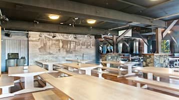 Pequeno-almoço tipo buffet diário incluído