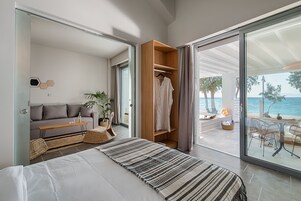 Suite Premier, banheira de hidromassagem, em frente ao mar | Roupa de alta qualidade, minibar, cofre no quarto 