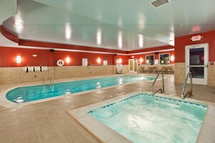 Piscina interna