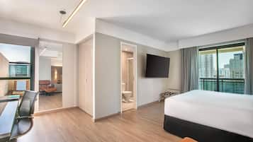 Quarto Premium (Queen Bed, Grand Premium with terrace) | 1 quarto, lençóis de algodão egípcio, roupa de alta qualidade, minibar