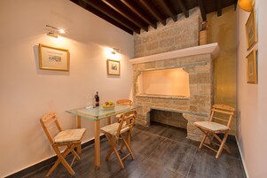 Suíte júnior (Hibiscus) | Opções para refeição no quarto