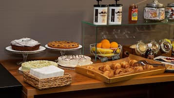 Pequeno-almoço tipo buffet diário incluído