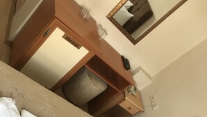 Quarto Individual Clássico, 1 cama individual | Cofre no quarto, quartos insonorizados, Wi-fi grátis