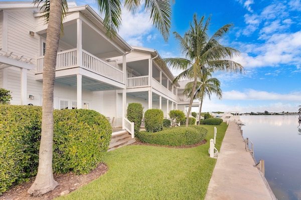 Coral Lagoon Resort Villas & Marina By Keyscaribbean - Key Colony Beach, FL