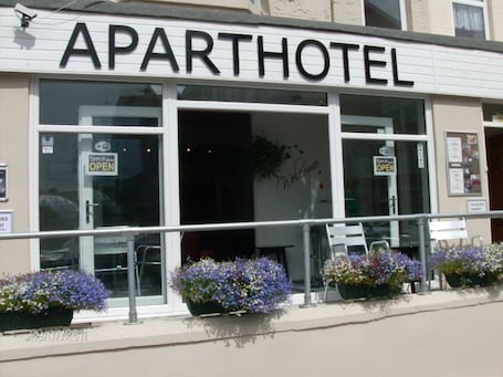 Entrada do alojamento. Aparthotel Blackpool