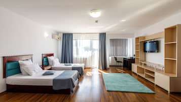 Apartamento família, cozinha | 1 quarto, roupas de cama premium, camas com colchões pillow-top