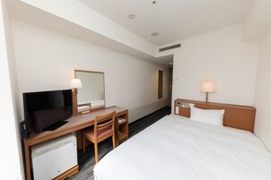 Escrivaninha, Wi-Fi de cortesia, roupa de cama