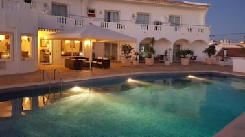 Piscina exterior