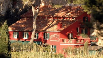 Fachada da propriedade