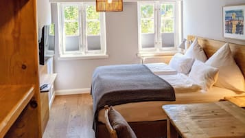 Quarto Duplo Comfort, 1 quarto, não fumadores, vista para o jardim | Lençóis de algodão egípcio, roupa de alta qualidade