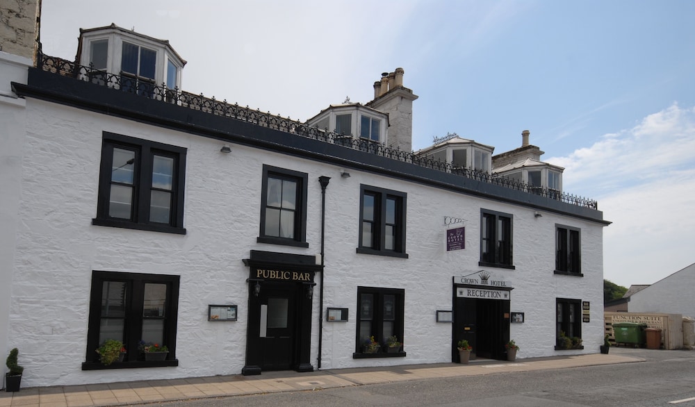The Crown Hotel - Newton Stewart
