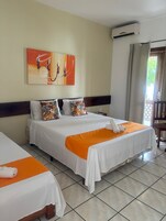 Quarto duplo standard, no piso térreo | Roupas de cama premium, frigobar, cofres nos quartos