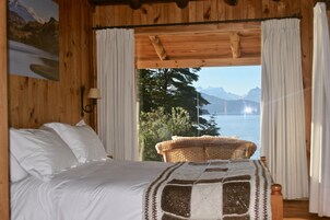 Suíte família | Individualmente decorados, individualmente mobiliados, escrivaninha