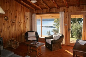 Suíte família | Individualmente decorados, individualmente mobiliados, escrivaninha