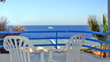 Quarto Duplo ou Twin Superior, vista para o mar | Varanda