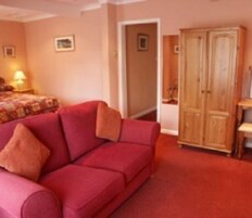 Quarto Familiar | Ferro/tábua de engomar, berços/camas para crianças grátis, Wi-fi grátis 