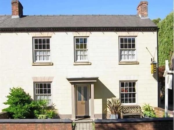 The Coach House - Peak District