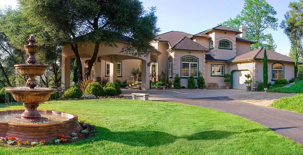 Bella Vista Bed And Breakfast - California