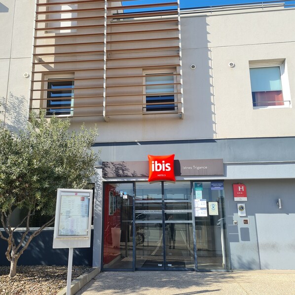 Fachada da propriedade