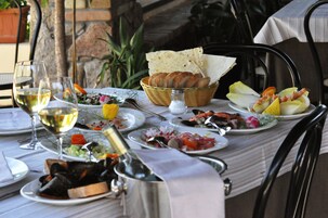 Almoço e jantar