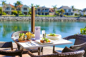 Alimentação e bebidas