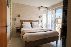 Quarto Familiar, terraço | Roupa de alta qualidade, com decoração personalizada 