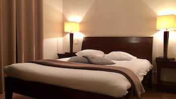Apartamento standard, 2 quartos | Ferros/tábuas de passar roupa, berços (sobretaxa), Wi-Fi de cortesia