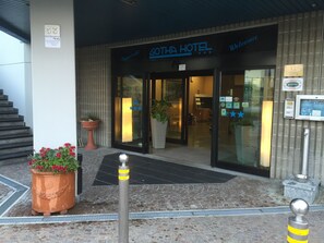 Entrada do alojamento