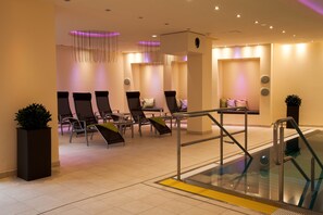 Sala(s) para tratamentos a casais, sauna, banho turco