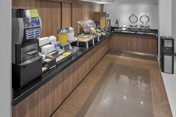 Pequeno-almoço continental diário incluído