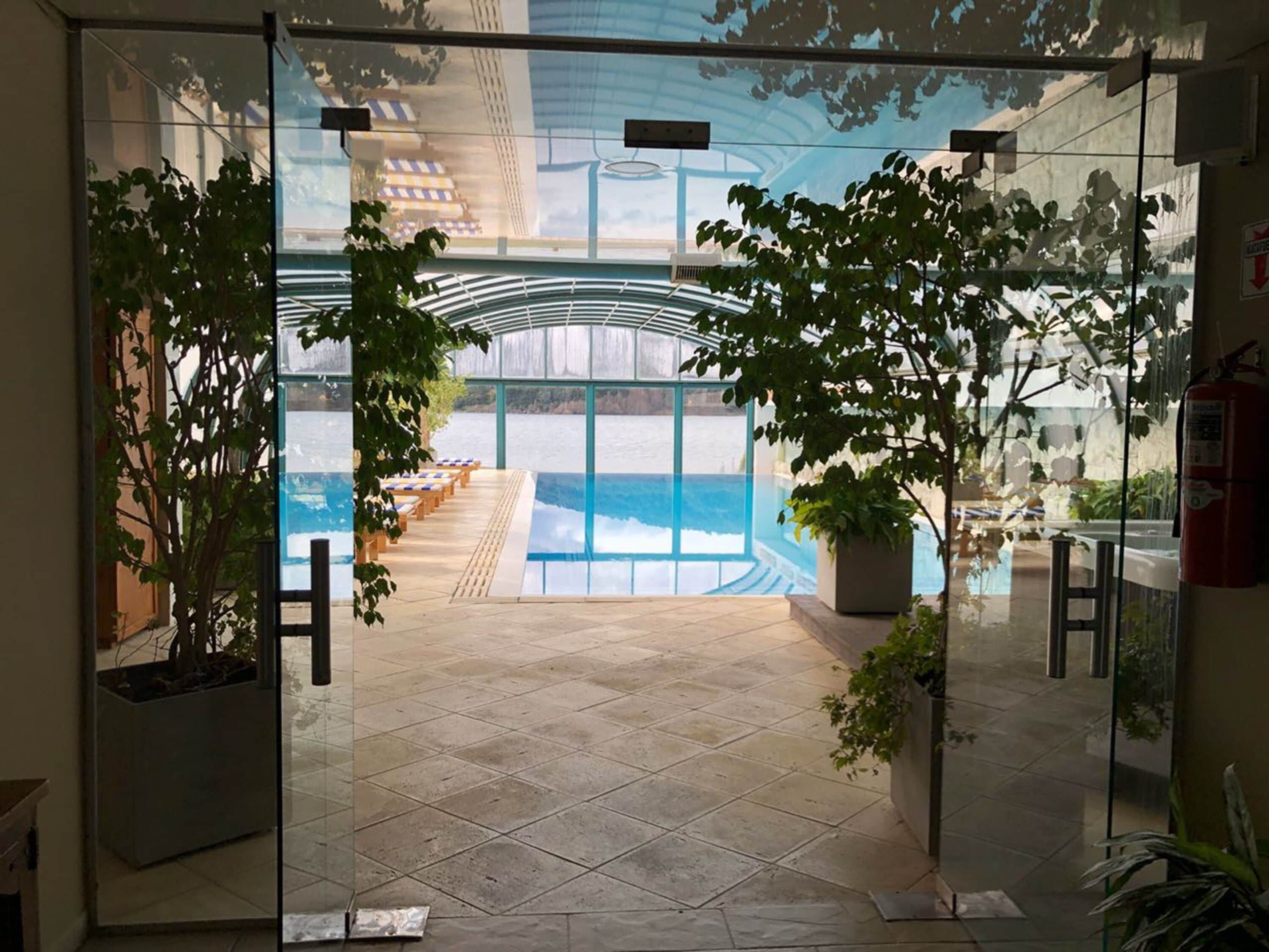 Sauna, banheira de hidromassagem, banho turco, tratamentos corporais 
