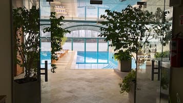 Sauna, banheira de hidromassagem, banho turco, tratamentos corporais